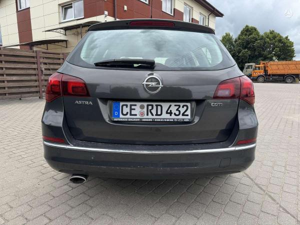 Pelēks Opel Astra 2013 Kretinga, ar dzinēja tilpumu 1.96 L un nobraukumu 238 tūkst. km par 3495 €, foto 8 vietnē AUTOMOTO.COM.LV