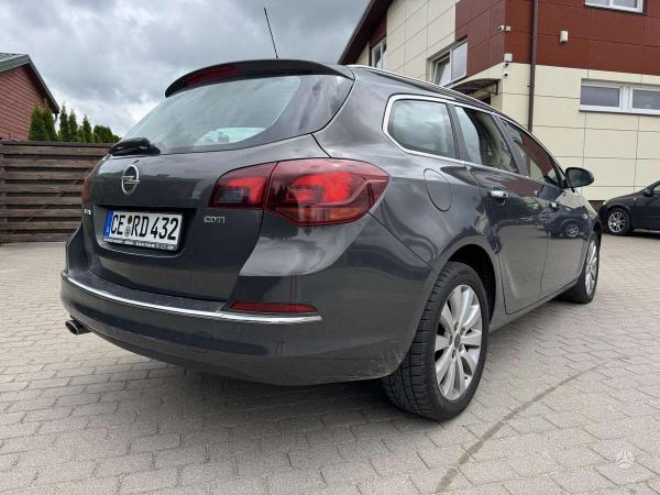 Pelēks Opel Astra 2013 Kretinga, ar dzinēja tilpumu 1.96 L un nobraukumu 238 tūkst. km par 3495 €, foto 9 vietnē AUTOMOTO.COM.LV