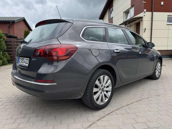 Pelēks Opel Astra 2013 Kretinga, ar dzinēja tilpumu 1.96 L un nobraukumu 238 tūkst. km par 3495 €, foto 10 vietnē AUTOMOTO.COM.LV