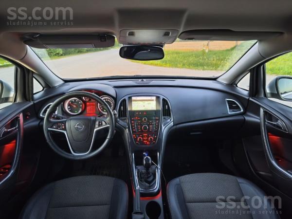 Pelēks Opel Astra 2013 Tukums, ar dzinēja tilpumu 1.70 L un nobraukumu 255 tūkst. km par 4250 €, foto 3 vietnē AUTOMOTO.COM.LV