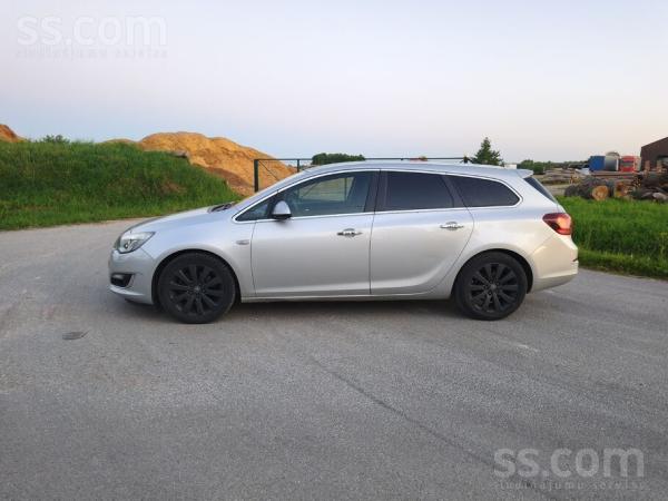 Pelēks Opel Astra 2013 Tukums, ar dzinēja tilpumu 1.70 L un nobraukumu 255 tūkst. km par 4250 €, foto 4 vietnē AUTOMOTO.COM.LV