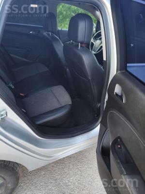 Grey Opel Astra 2013 in Tukums, with an engine capacity of 1.70 L and mileage of 255 thousand km for 4250 €, photo 11 on AUTOMOTO.COM.LV