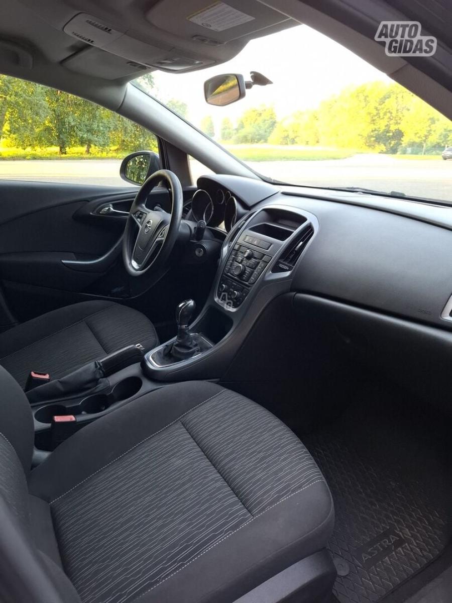 Pelēks Opel Astra 2013 Mažeikiai, ar dzinēja tilpumu 1.20 L un nobraukumu 324 tūkst. km par 3229 €, foto 7 vietnē AUTOMOTO.COM.LV