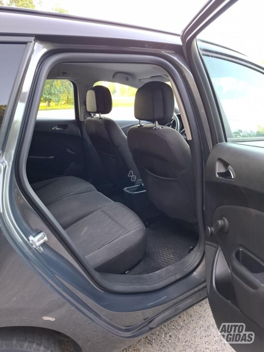 Pelēks Opel Astra 2013 Mažeikiai, ar dzinēja tilpumu 1.20 L un nobraukumu 324 tūkst. km par 3229 €, foto 8 vietnē AUTOMOTO.COM.LV