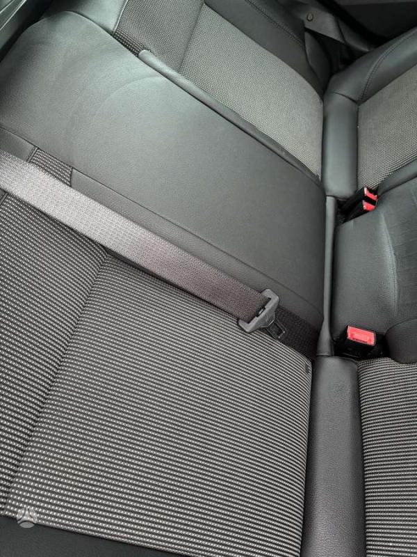 Pelēks Opel Astra 2013 Jurbarkas, ar dzinēja tilpumu 1.96 L un nobraukumu 198 tūkst. km par 4500 €, foto 10 vietnē AUTOMOTO.COM.LV
