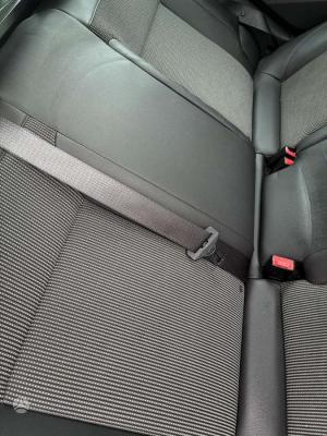 Grey Opel Astra 2013 in Jurbarkas, with an engine capacity of 1.96 L and mileage of 198 thousand km for 4500 €, photo 11 on AUTOMOTO.COM.LV