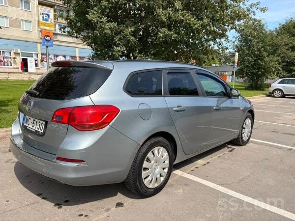 Pelēks Opel Astra 2013 Jelgava, ar dzinēja tilpumu 1.70 L un nobraukumu 275 tūkst. km par 1490 €, foto 6 vietnē AUTOMOTO.COM.LV