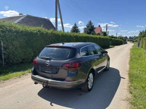 Pelēks Opel Astra 2013 Jurbarkas, ar dzinēja tilpumu 1.96 L un nobraukumu 198 tūkst. km par 4300 €, foto 8 vietnē AUTOMOTO.COM.LV