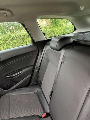 Pelēks Opel Astra 2013 Jurbarkas, ar dzinēja tilpumu 1.96 L un nobraukumu 198 tūkst. km par 4300 €, foto 10 vietnē AUTOMOTO.COM.LV