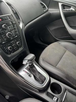 Pelēks Opel Astra 2013 Jurbarkas, ar dzinēja tilpumu 1.96 L un nobraukumu 198 tūkst. km par 4300 €, foto 19 vietnē AUTOMOTO.COM.LV
