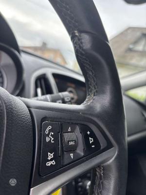 Pelēks Opel Astra 2013 Jurbarkas, ar dzinēja tilpumu 1.96 L un nobraukumu 198 tūkst. km par 4300 €, foto 21 vietnē AUTOMOTO.COM.LV
