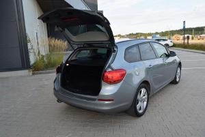 Pelēks Opel Astra 2013 Viļņa, ar dzinēja tilpumu 1.96 L un nobraukumu 278 tūkst. km par 4000 €, foto 25 vietnē AUTOMOTO.COM.LV