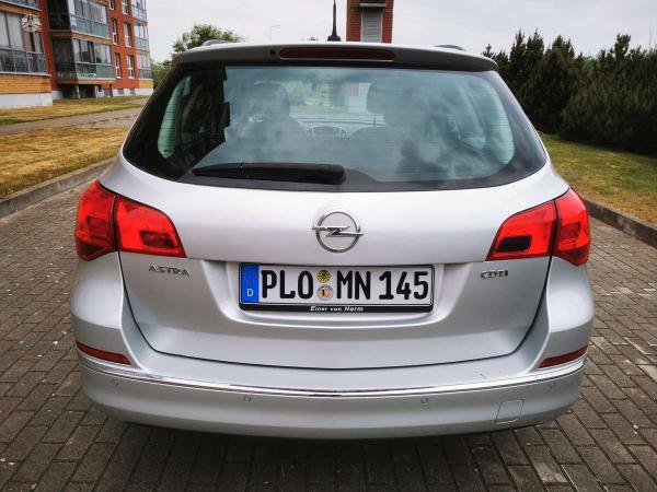 Pelēks Opel Astra 2013 Klaipėda, ar dzinēja tilpumu 1.69 L un nobraukumu 223 tūkst. km par 3780 €, foto 5 vietnē AUTOMOTO.COM.LV