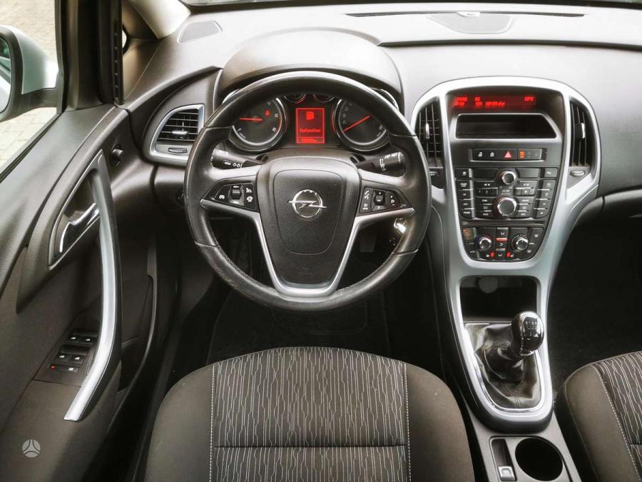 Pelēks Opel Astra 2013 Klaipėda, ar dzinēja tilpumu 1.69 L un nobraukumu 223 tūkst. km par 3780 €, foto 18 vietnē AUTOMOTO.COM.LV