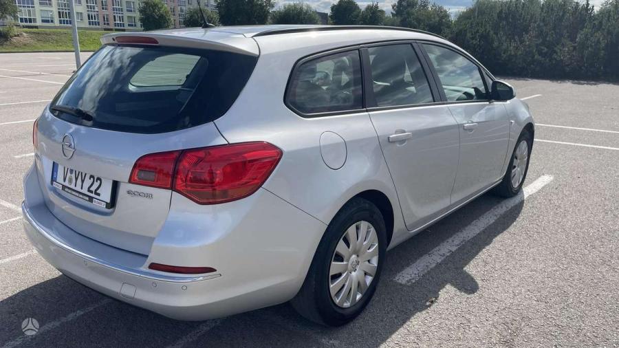 Pelēks Opel Astra 2013 Šauļi, ar dzinēja tilpumu 1.69 L un nobraukumu 238 tūkst. km par 3450 €, foto 6 vietnē AUTOMOTO.COM.LV