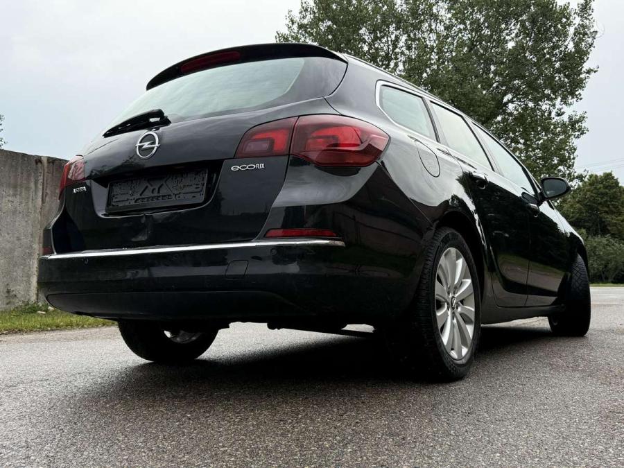Pelēks Opel Astra 2013 Kėdainiai, ar dzinēja tilpumu 1.69 L un nobraukumu 270 tūkst. km par 2450 €, foto 13 vietnē AUTOMOTO.COM.LV