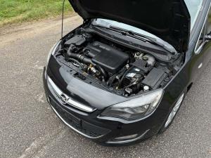 Pelēks Opel Astra 2013 Kėdainiai, ar dzinēja tilpumu 1.69 L un nobraukumu 270 tūkst. km par 2450 €, foto 14 vietnē AUTOMOTO.COM.LV
