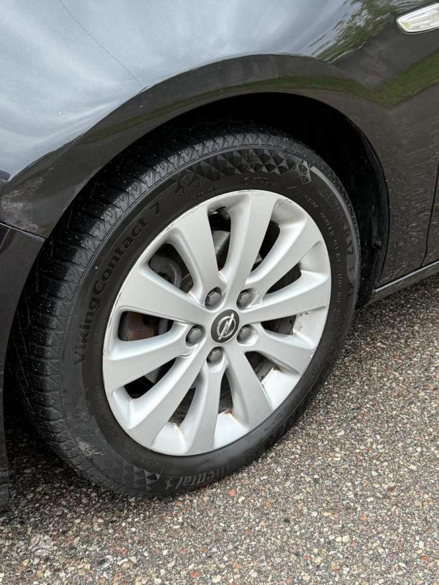 Pelēks Opel Astra 2013 Kėdainiai, ar dzinēja tilpumu 1.69 L un nobraukumu 270 tūkst. km par 2450 €, foto 28 vietnē AUTOMOTO.COM.LV