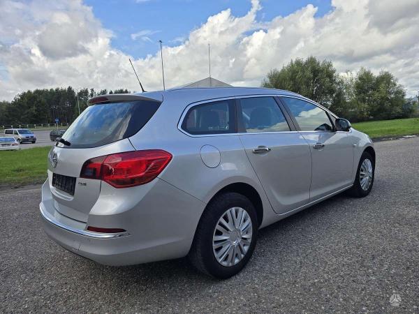 Pelēks Opel Astra 2013 Utena, ar dzinēja tilpumu 1.69 L un nobraukumu 292 tūkst. km par 2890 €, foto 6 vietnē AUTOMOTO.COM.LV