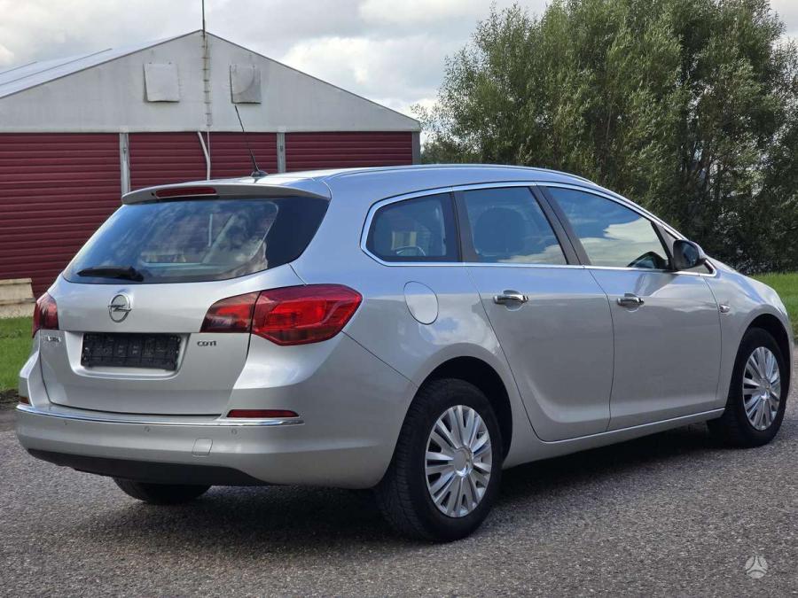 Pelēks Opel Astra 2013 Utena, ar dzinēja tilpumu 1.69 L un nobraukumu 292 tūkst. km par 2890 €, foto 8 vietnē AUTOMOTO.COM.LV