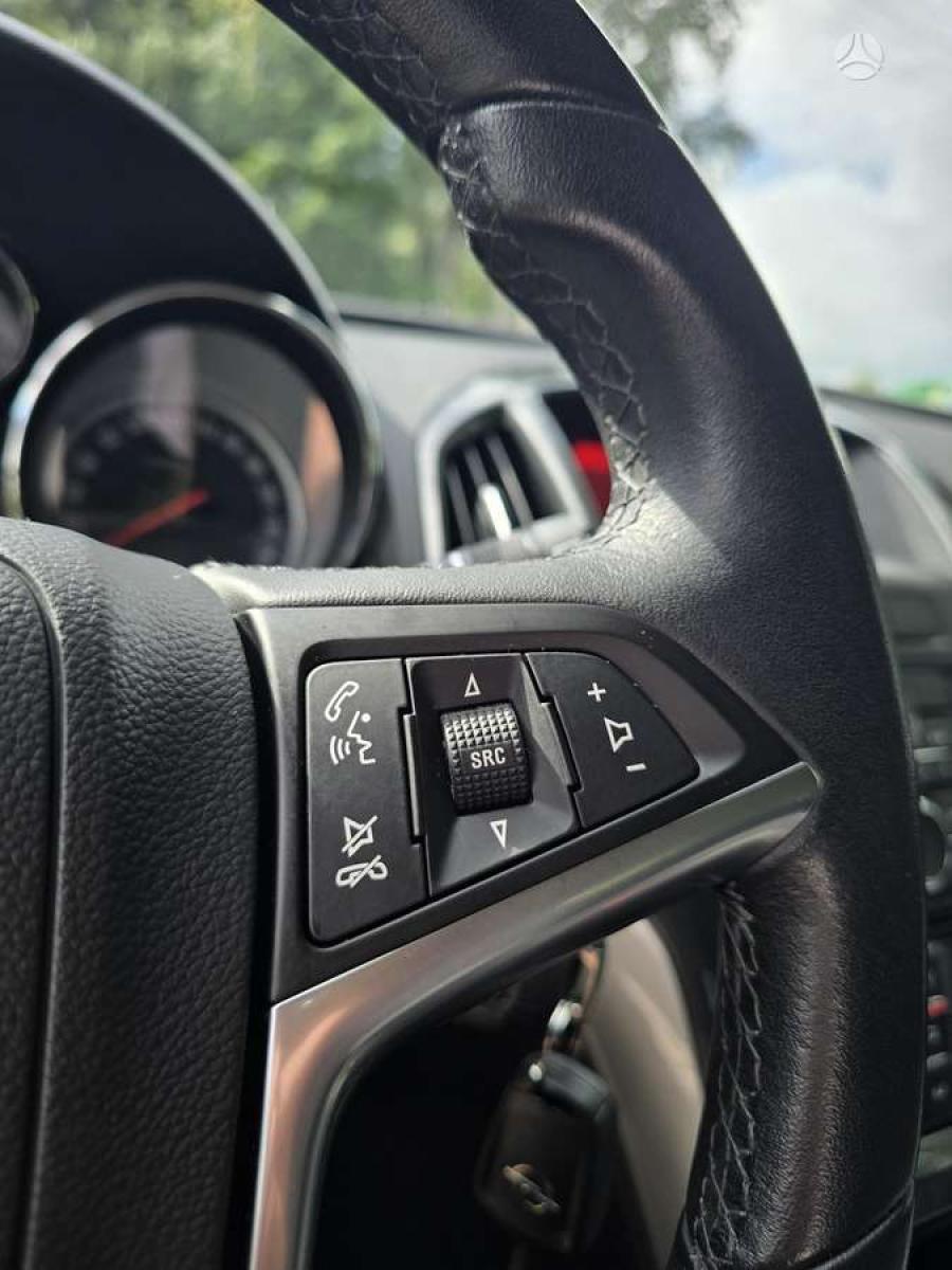 Pelēks Opel Astra 2013 Utena, ar dzinēja tilpumu 1.69 L un nobraukumu 292 tūkst. km par 2890 €, foto 24 vietnē AUTOMOTO.COM.LV