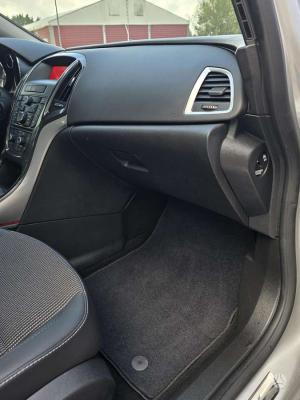 Pelēks Opel Astra 2013 Utena, ar dzinēja tilpumu 1.69 L un nobraukumu 292 tūkst. km par 2890 €, foto 30 vietnē AUTOMOTO.COM.LV