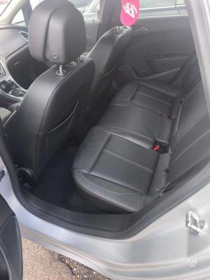 Grey Opel Astra 2013 in Kaunas, with an engine capacity of 1.96 L and mileage of 220 thousand km for 2600 €, photo 8 on AUTOMOTO.COM.LV