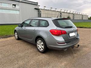 Pelēks Opel Astra 2013 Tauragė, ar dzinēja tilpumu 1.40 L un nobraukumu 270 tūkst. km par 2400 €, foto 3 vietnē AUTOMOTO.COM.LV