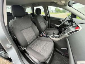 Pelēks Opel Astra 2013 Tauragė, ar dzinēja tilpumu 1.40 L un nobraukumu 270 tūkst. km par 2400 €, foto 11 vietnē AUTOMOTO.COM.LV