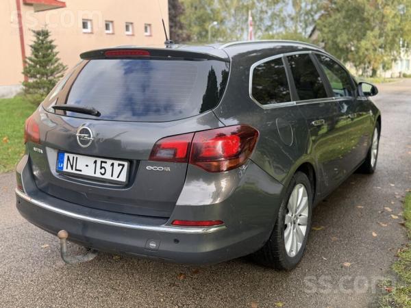 Pelēks Opel Astra 2013 Rēzekne, ar dzinēja tilpumu 1.70 L un nobraukumu 376 tūkst. km par 3850 €, foto 7 vietnē AUTOMOTO.COM.LV