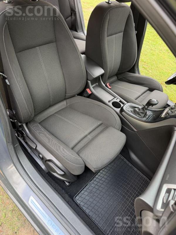Pelēks Opel Astra 2013 Rēzekne, ar dzinēja tilpumu 1.70 L un nobraukumu 376 tūkst. km par 3850 €, foto 10 vietnē AUTOMOTO.COM.LV