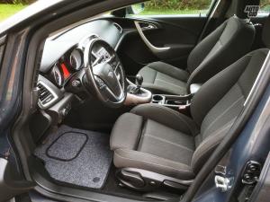 Grey Opel Astra 2013 in Klaipeda, with an engine capacity of 1.70 L and mileage of 171 thousand km for 3390 €, photo 17 on AUTOMOTO.COM.LV