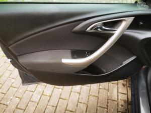 Grey Opel Astra 2013 in Klaipeda, with an engine capacity of 1.70 L and mileage of 171 thousand km for 3390 €, photo 23 on AUTOMOTO.COM.LV
