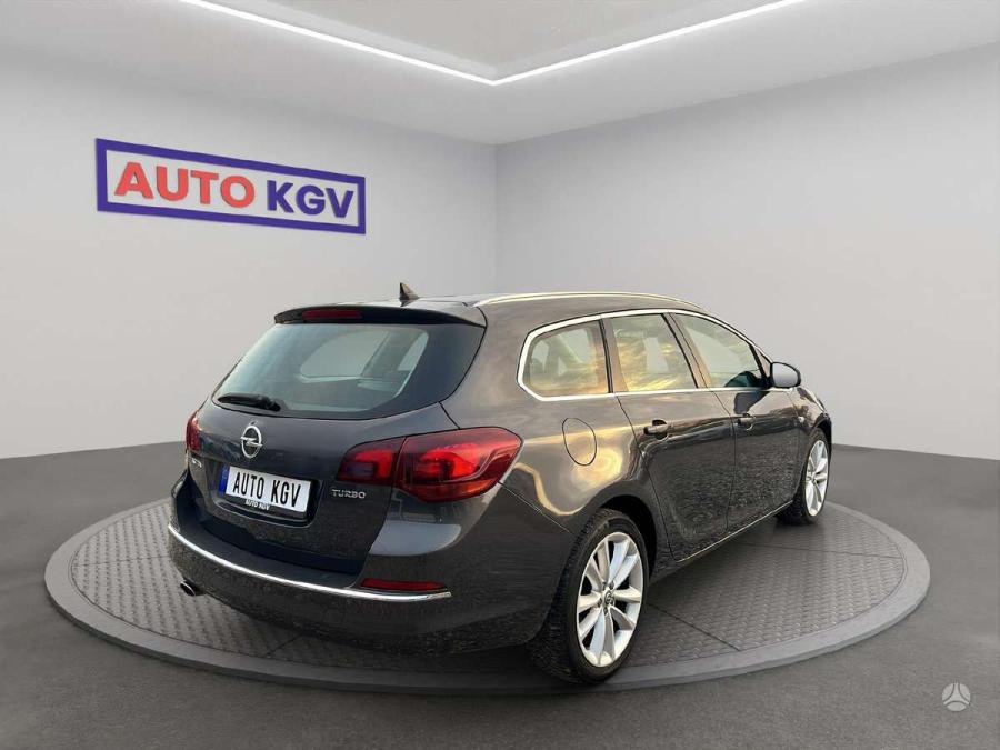 Pelēks Opel Astra 2014 Kauņa, ar dzinēja tilpumu 1.40 L un nobraukumu 149 tūkst. km par 7999 €, foto 5 vietnē AUTOMOTO.COM.LV