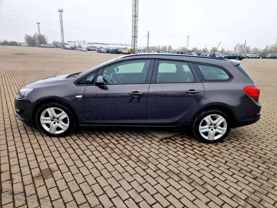 Pelēks Opel Astra 2014 Marijampole, ar dzinēja tilpumu 1.36 L un nobraukumu 147 tūkst. km par 4150 €, foto 1 vietnē AUTOMOTO.COM.LV