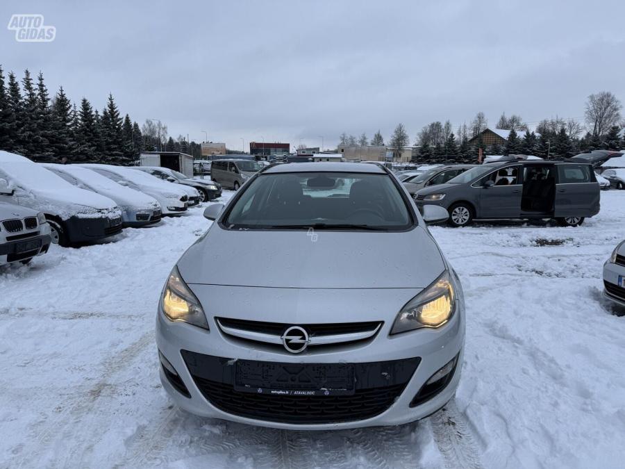 Pelēks Opel Astra 2014 Utena, ar dzinēja tilpumu 1.60 L un nobraukumu 250 tūkst. km par 3900 €, foto 2 vietnē AUTOMOTO.COM.LV