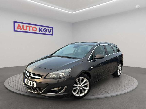 Grey Opel Astra 2014 in Kaunas, with an engine capacity of 1.40 L and mileage of 149 thousand km for 7999 €, photo 1 on AUTOMOTO.COM.LV