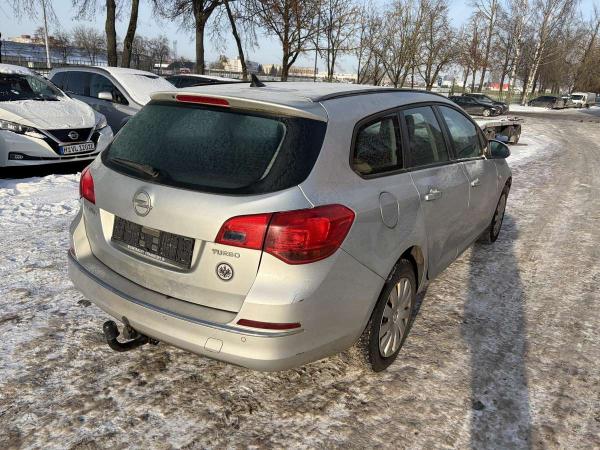 Pelēks Opel Astra 2014 Marijampole, ar dzinēja tilpumu 1.36 L un nobraukumu 172 tūkst. km par 3600 €, foto 3 vietnē AUTOMOTO.COM.LV
