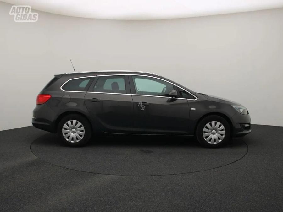 Grey Opel Astra 2014 in Vilnius, with an engine capacity of 1.60 L and mileage of 114 thousand km for 5899 €, photo 10 on AUTOMOTO.COM.LV