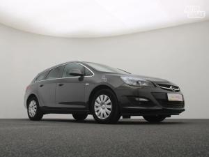 Grey Opel Astra 2014 in Vilnius, with an engine capacity of 1.60 L and mileage of 114 thousand km for 5899 €, photo 12 on AUTOMOTO.COM.LV