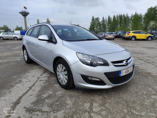 Pelēks Opel Astra 2014 Pakruojis, ar dzinēja tilpumu 1.70 L un nobraukumu 203 tūkst. km par 3900 €, foto 3 vietnē AUTOMOTO.COM.LV