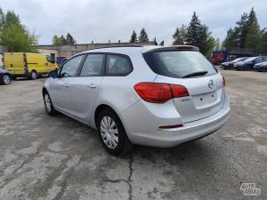 Grey Opel Astra 2014 in Pakruojis, with an engine capacity of 1.70 L and mileage of 203 thousand km for 3900 €, photo 8 on AUTOMOTO.COM.LV