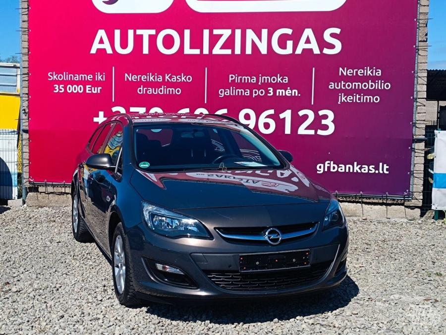 Grey Opel Astra 2014 in Kretinga, with an engine capacity of 1.60 L and mileage of 257 thousand km for 4650 €, photo 1 on AUTOMOTO.COM.LV