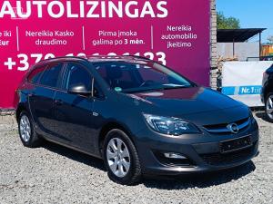 Grey Opel Astra 2014 in Kretinga, with an engine capacity of 1.60 L and mileage of 257 thousand km for 4650 €, photo 3 on AUTOMOTO.COM.LV