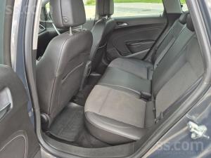 Grey Opel Astra 2014 in Saldus, with an engine capacity of 2.00 L and mileage of 260 thousand km for 4990 €, photo 13 on AUTOMOTO.COM.LV