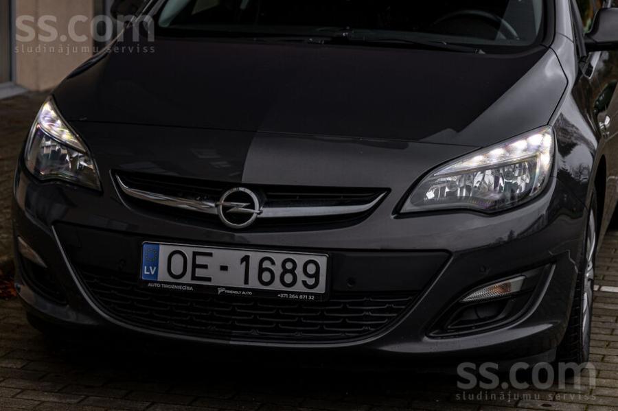 Pelēks Opel Astra 2014 Jelgava, ar dzinēja tilpumu 1.70 L un nobraukumu 248 tūkst. km par 4890 €, foto 9 vietnē AUTOMOTO.COM.LV