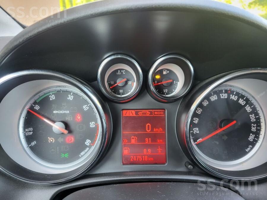 Pelēks Opel Astra 2014 Jelgava, ar dzinēja tilpumu 1.70 L un nobraukumu 248 tūkst. km par 4890 €, foto 25 vietnē AUTOMOTO.COM.LV