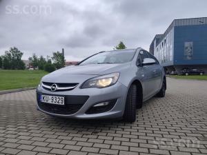 Grey Opel Astra 2014 in Jekabpils, with an engine capacity of 1.70 L and mileage of 309 thousand km for 2100 €, photo  on AUTOMOTO.COM.LV