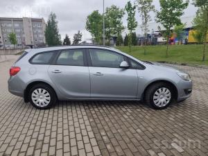 Pelēks Opel Astra 2014 Jēkabpils, ar dzinēja tilpumu 1.70 L un nobraukumu 309 tūkst. km par 2100 €, foto 5 vietnē AUTOMOTO.COM.LV
