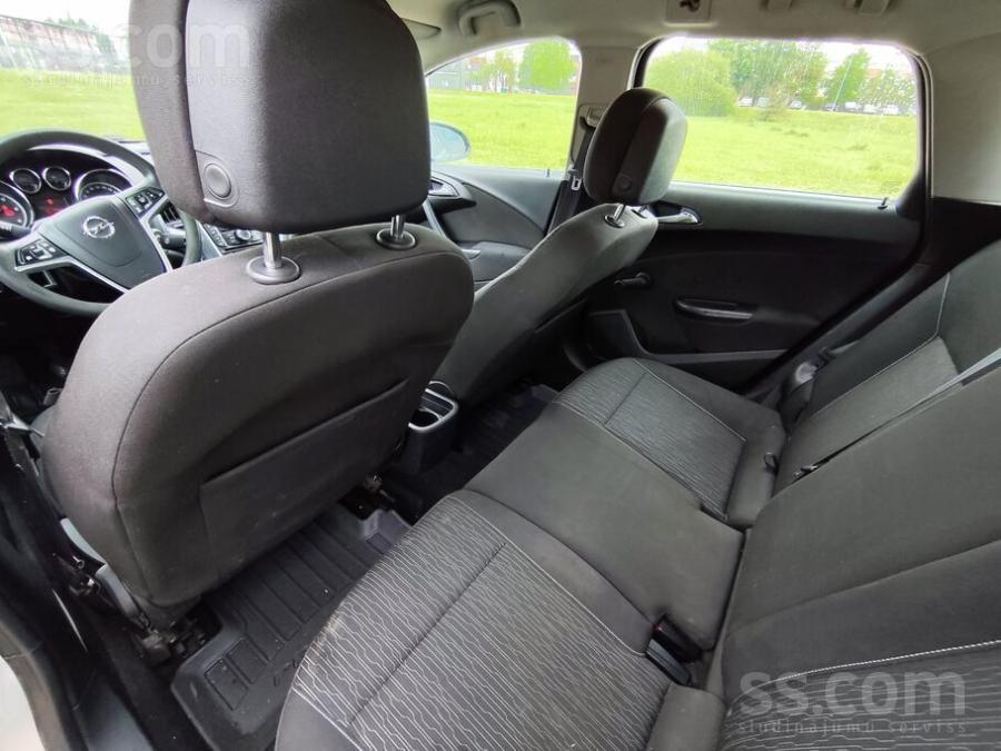 Pelēks Opel Astra 2014 Jēkabpils, ar dzinēja tilpumu 1.70 L un nobraukumu 309 tūkst. km par 2100 €, foto 11 vietnē AUTOMOTO.COM.LV